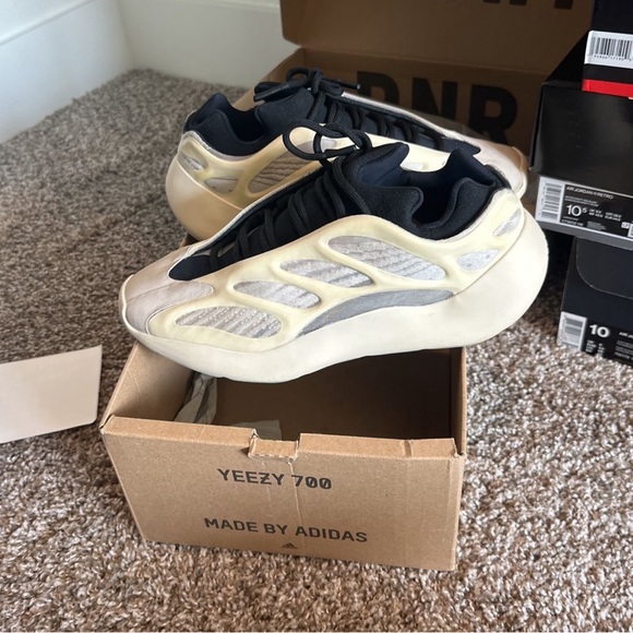 adidas | Shoes | Preowned Yeezy 70 V3 Azael | Poshmark